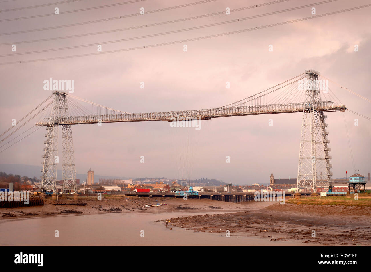 THE TRANSPORTER BRIDGE NEAR THE PORT IN NEWPORT SOUTH WALES UK Stock ...