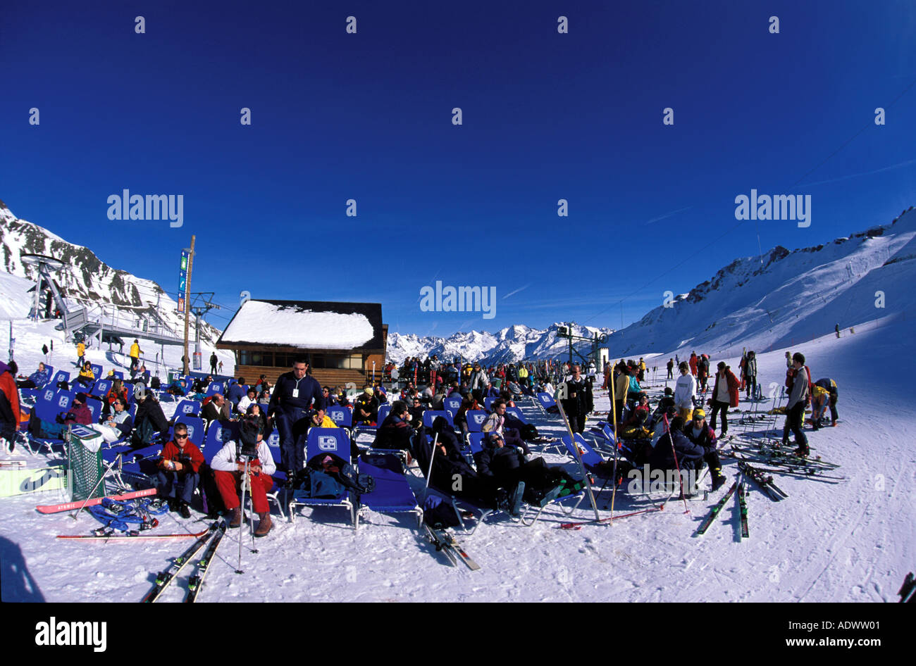 Formigal ski resort hi-res stock photography and images - Alamy