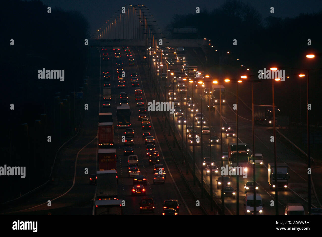Night time traffic on the m1 motorway hi-res stock photography and ...
