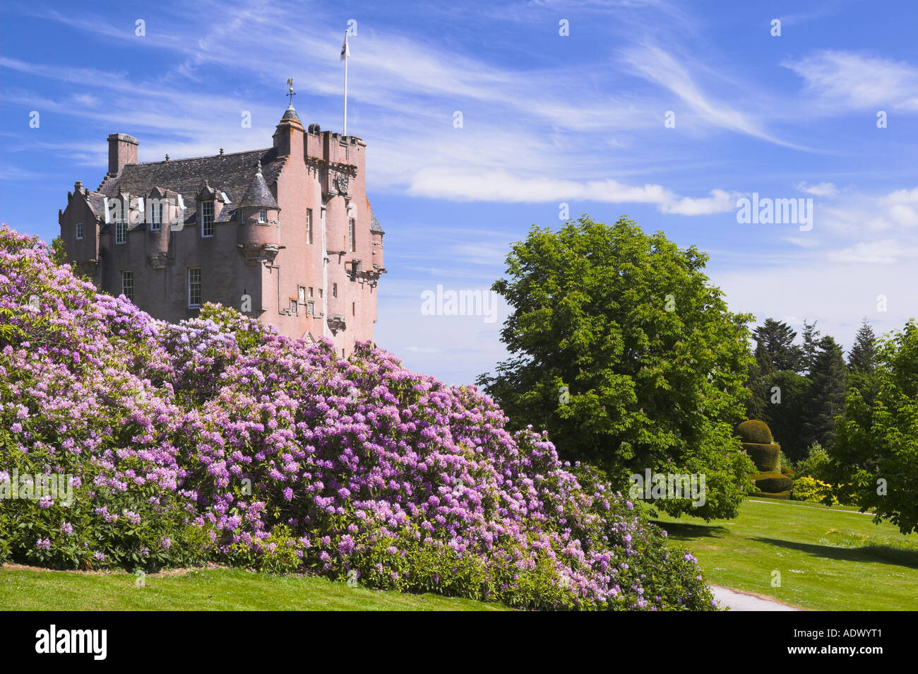 Crathes Castle, Aberdeenshire, Scotland Stock Photo - Alamy