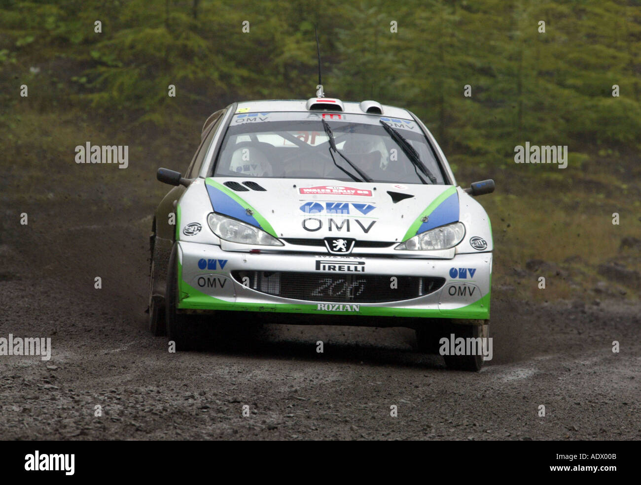 WALES RALLY GB 2004 RHEOLA SPECIAL STAGE WALTERS ARENA 04 MANFRED STOHL ...