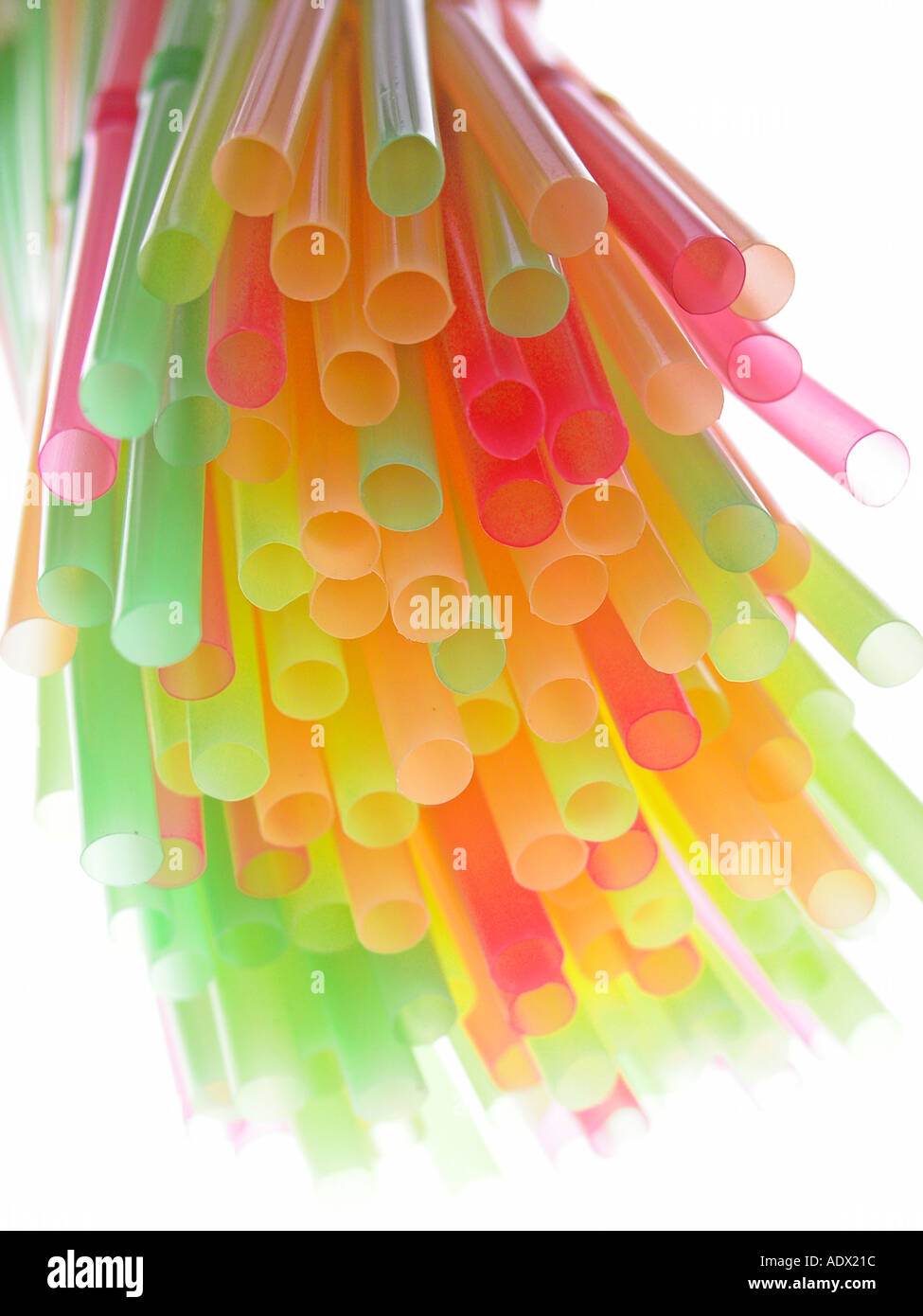 Soft drink with straw cut out hi-res stock photography and images - Alamy