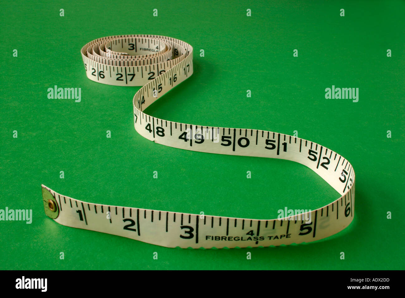 Sizing up the green hi-res stock photography and images - Alamy