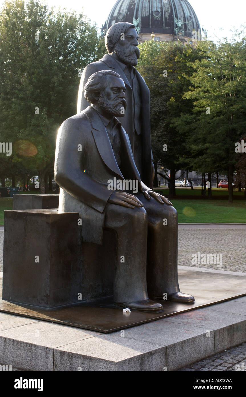 Berlin statue of Karl Marx and Engels on the forum Stock Photo - Alamy