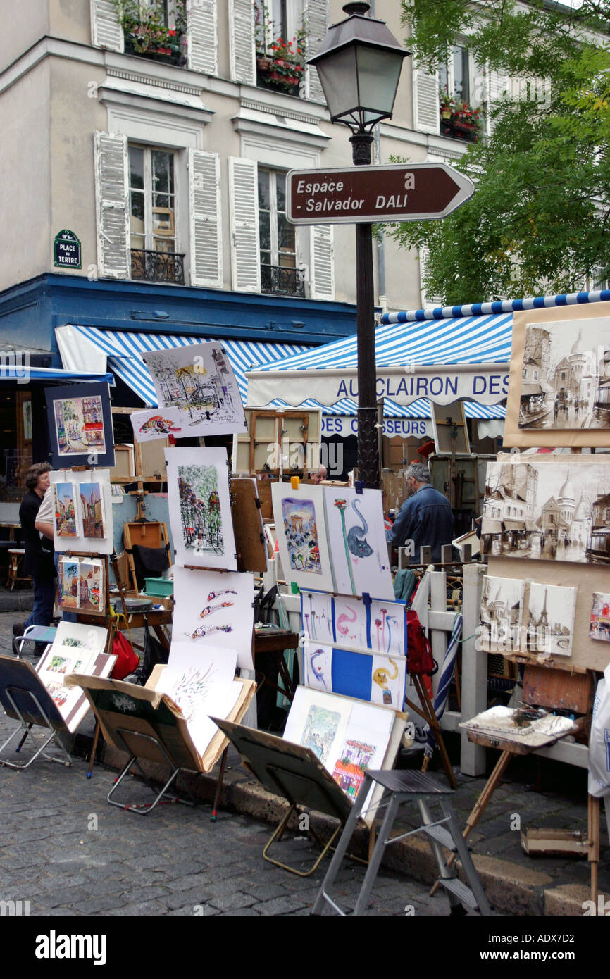 Art in Montmartre Paris Stock Photo - Alamy