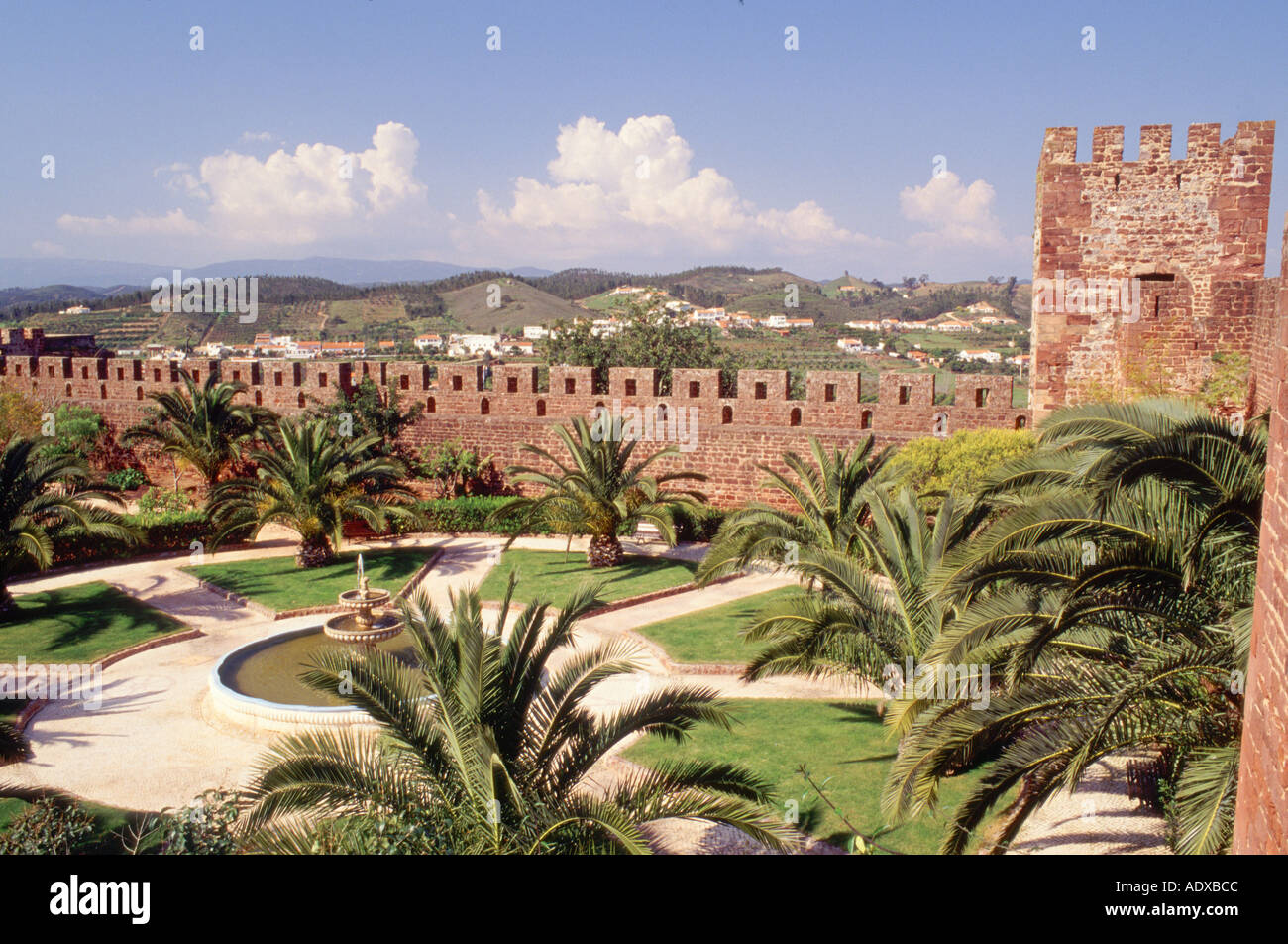 SILVES CASTLE ALGARVE PORTUGAL EUROPE Stock Photo - Alamy