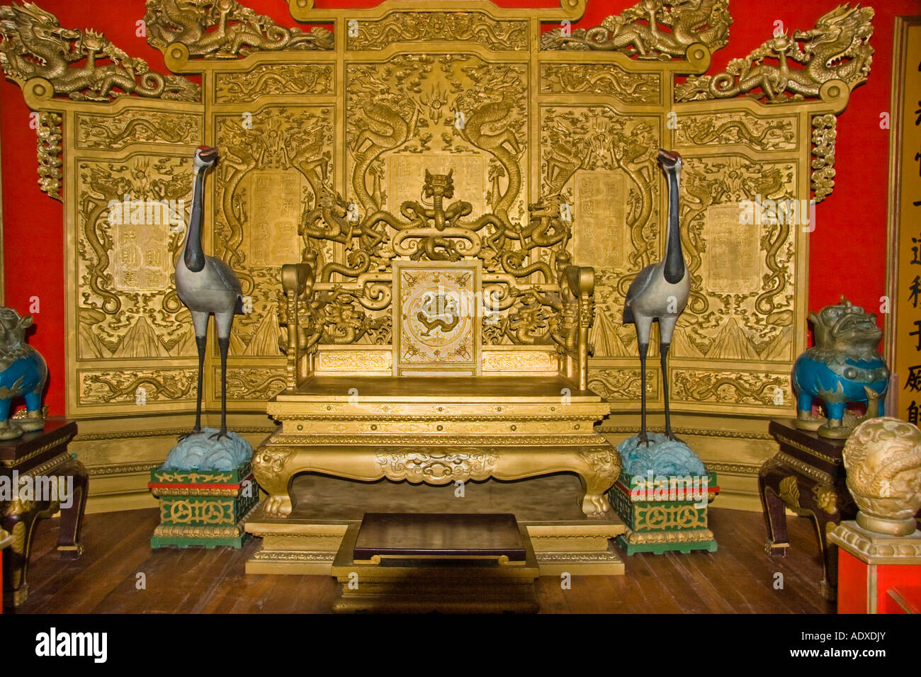 Replica throne room hi-res stock photography and images - Alamy
