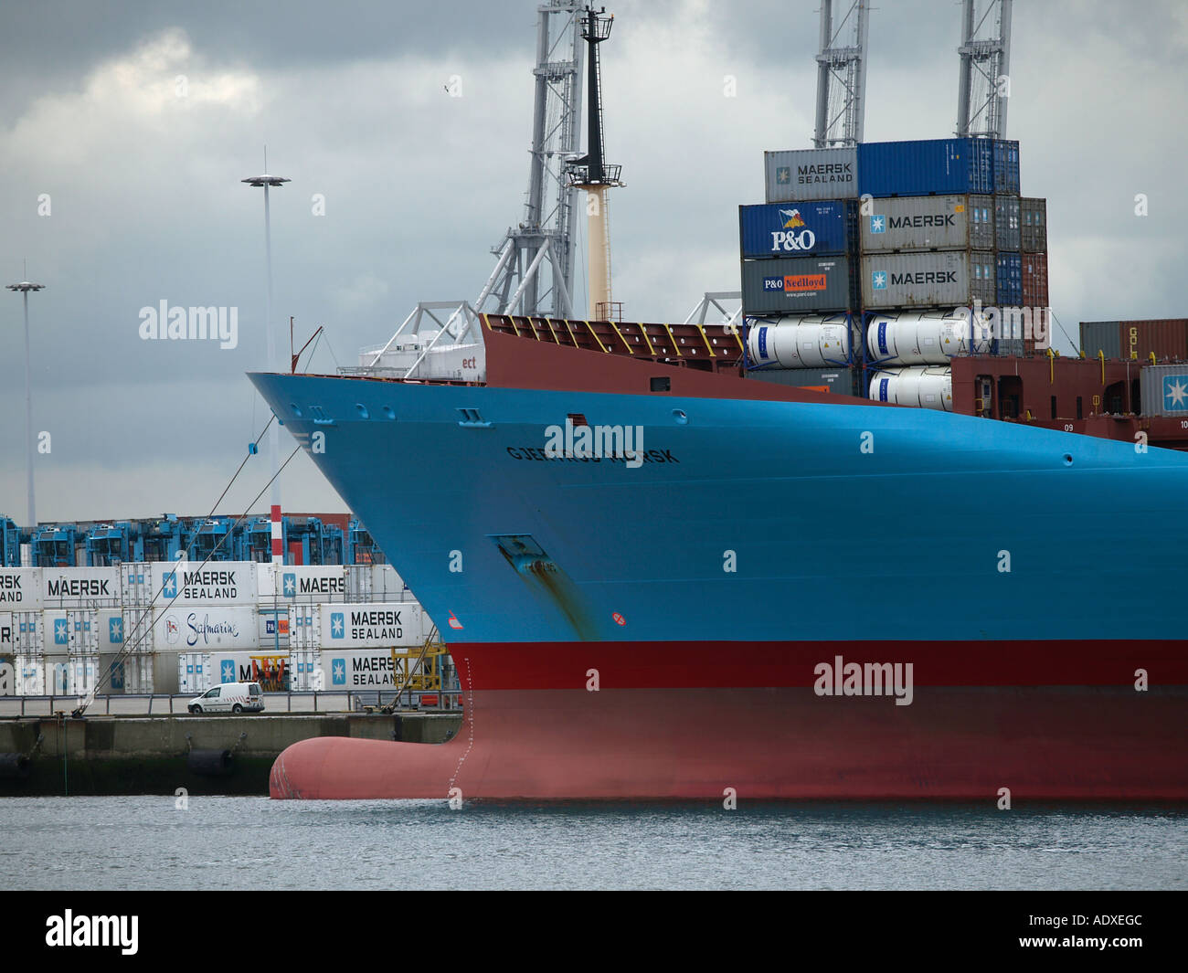 Container Ship Hull High Resolution Stock Photography and Images - Alamy