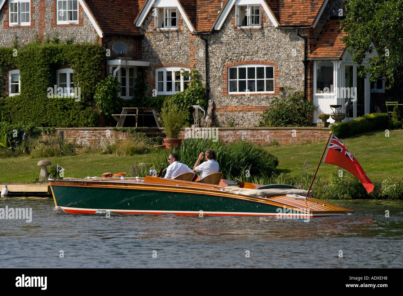 Boating on Thames Near Henley Oxfordshire Stock Photo - Alamy