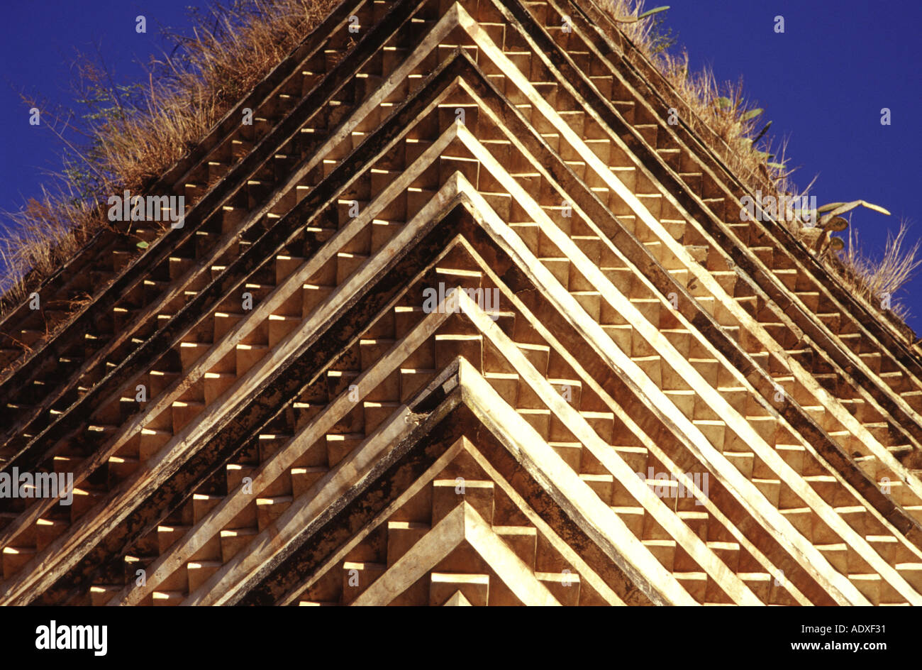 Weishan hi-res stock photography and images - Alamy