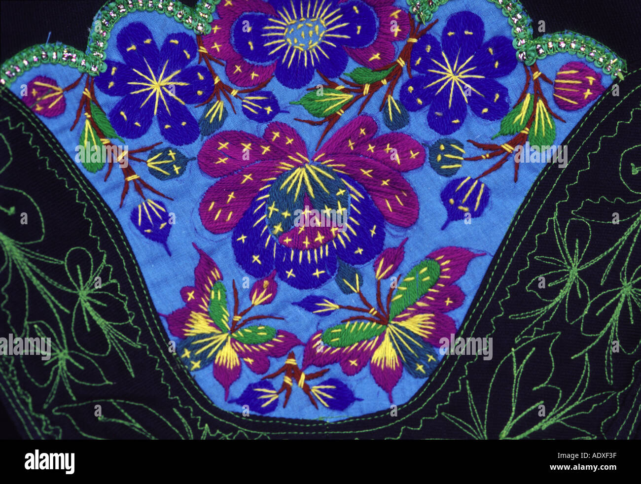 Traditional Han Chinese Costume in Yunnan Stock Photo - Alamy