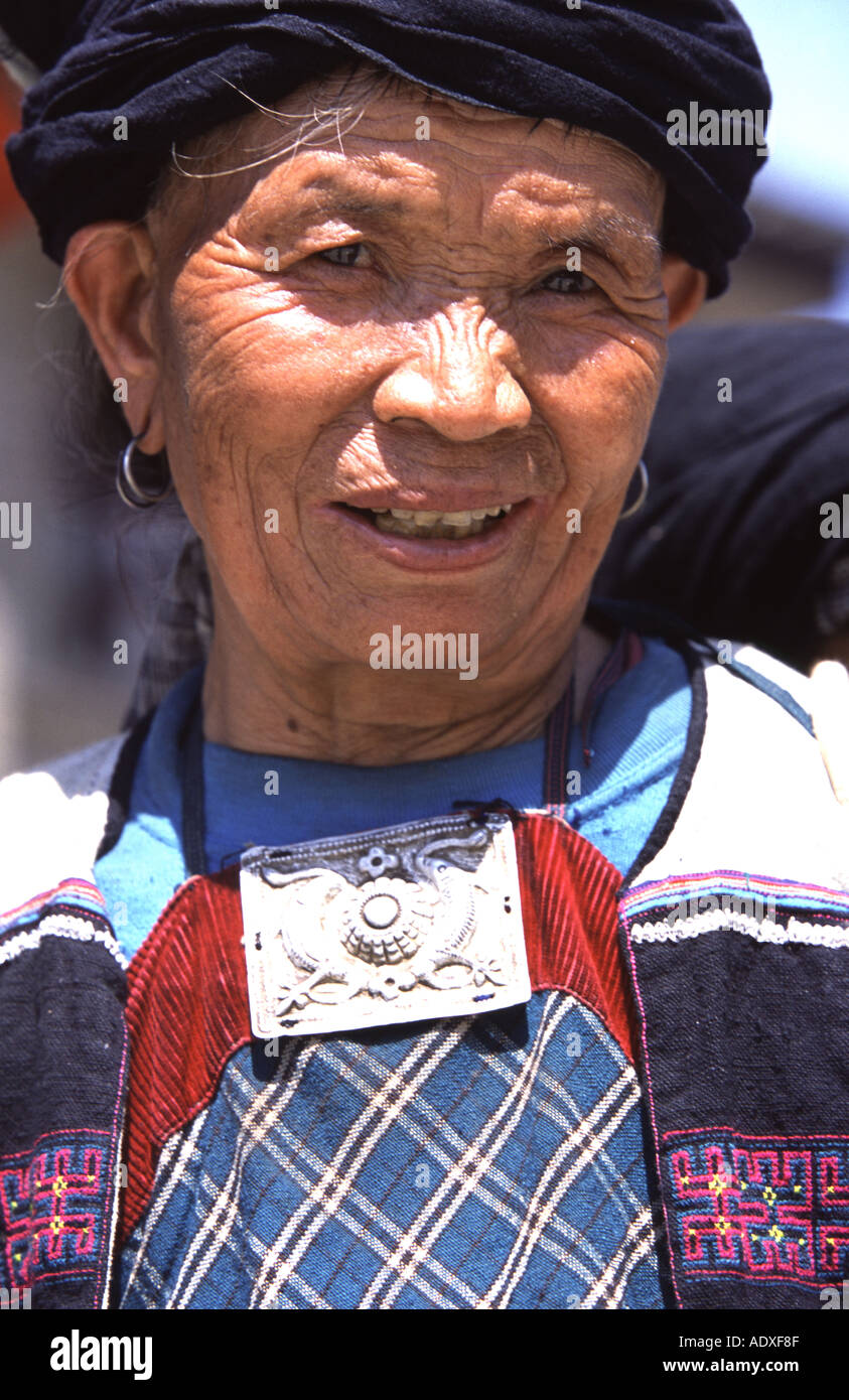 Yi woman in Yunnan Stock Photo - Alamy