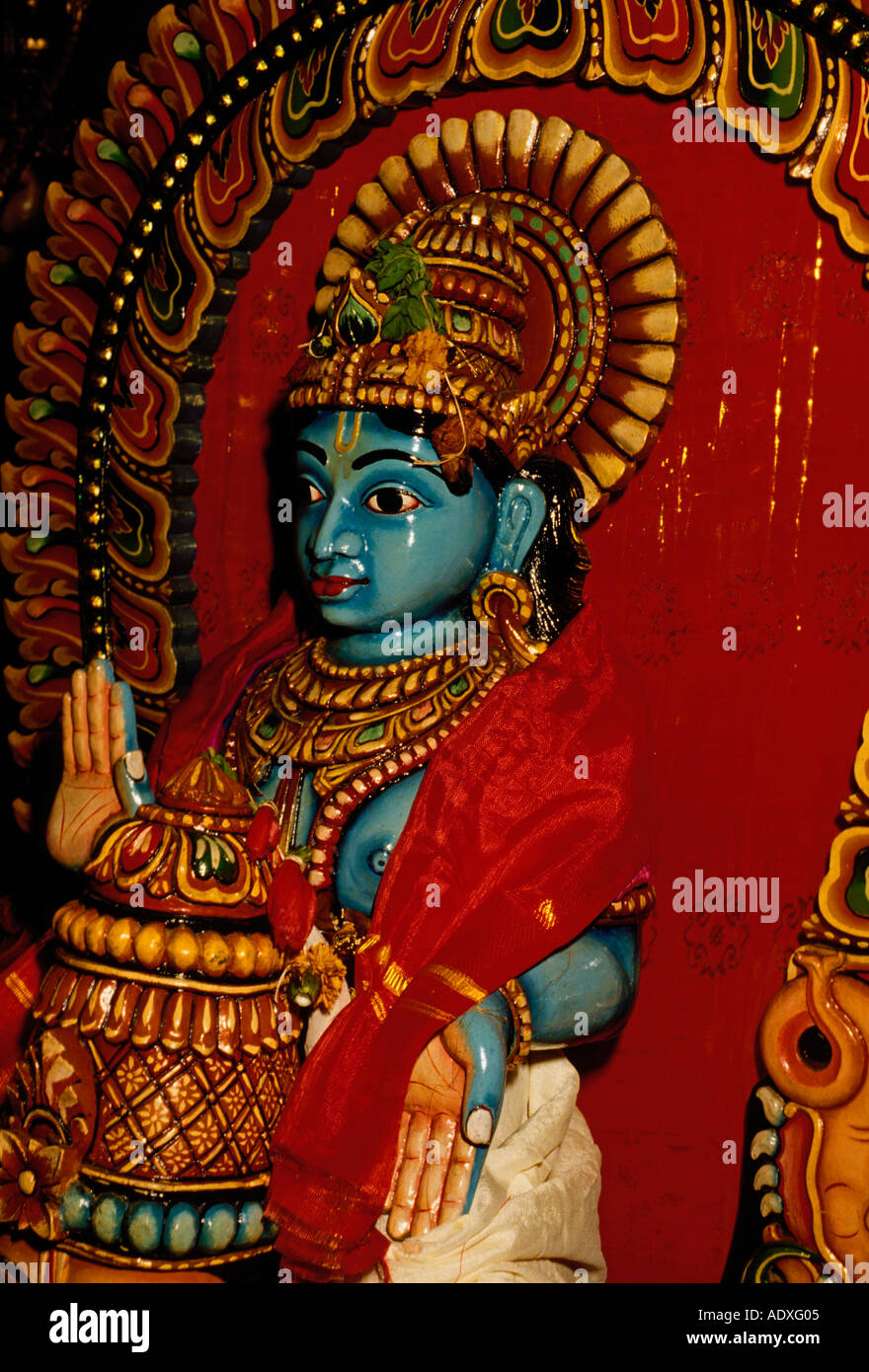 Mariamman temple lion hi-res stock photography and images - Alamy