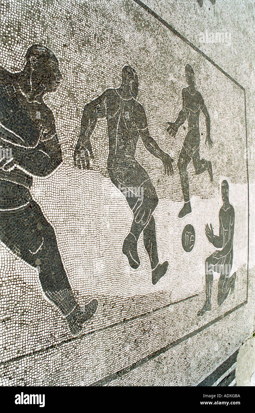 Ancient roman football hi-res stock photography and images - Alamy