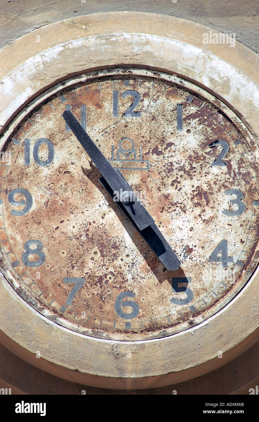 Fiftyfive hi-res stock photography and images - Alamy