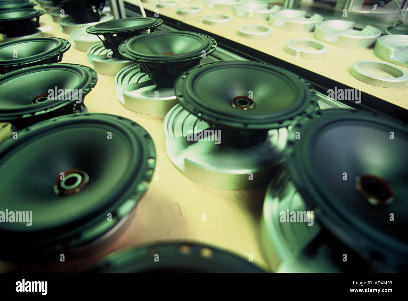 Resonance production hi-res stock photography and images - Alamy