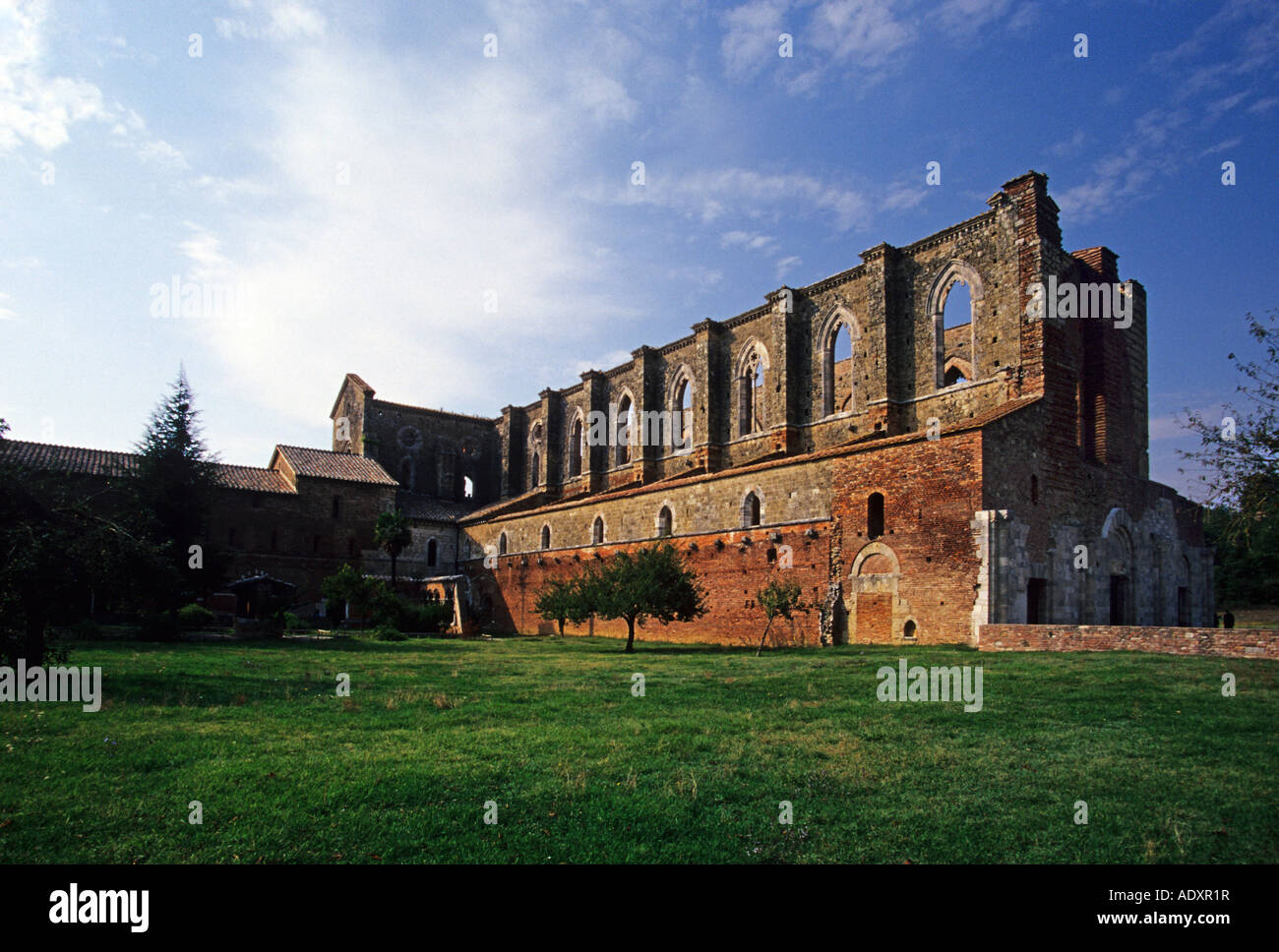 St. Galgano’s Cistercian Abbey, Tuscany region, Italy Stock Photo - Alamy