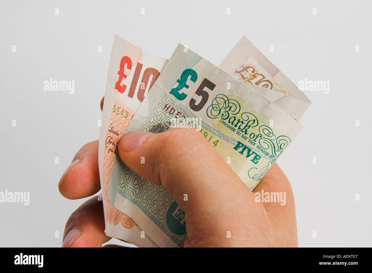 Cash in hand hi-res stock photography and images - Alamy