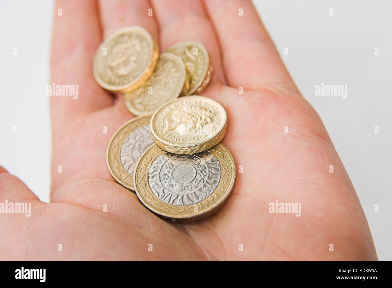 Cash uk hand hi-res stock photography and images - Alamy