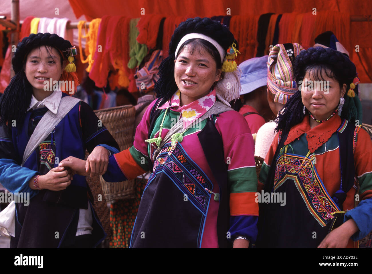 Hani women in Yunnan Stock Photo - Alamy