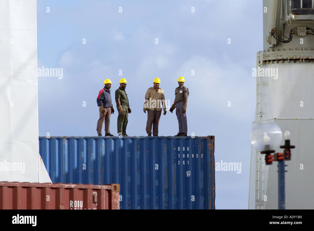 dockers in harbour Stock Photo - Alamy