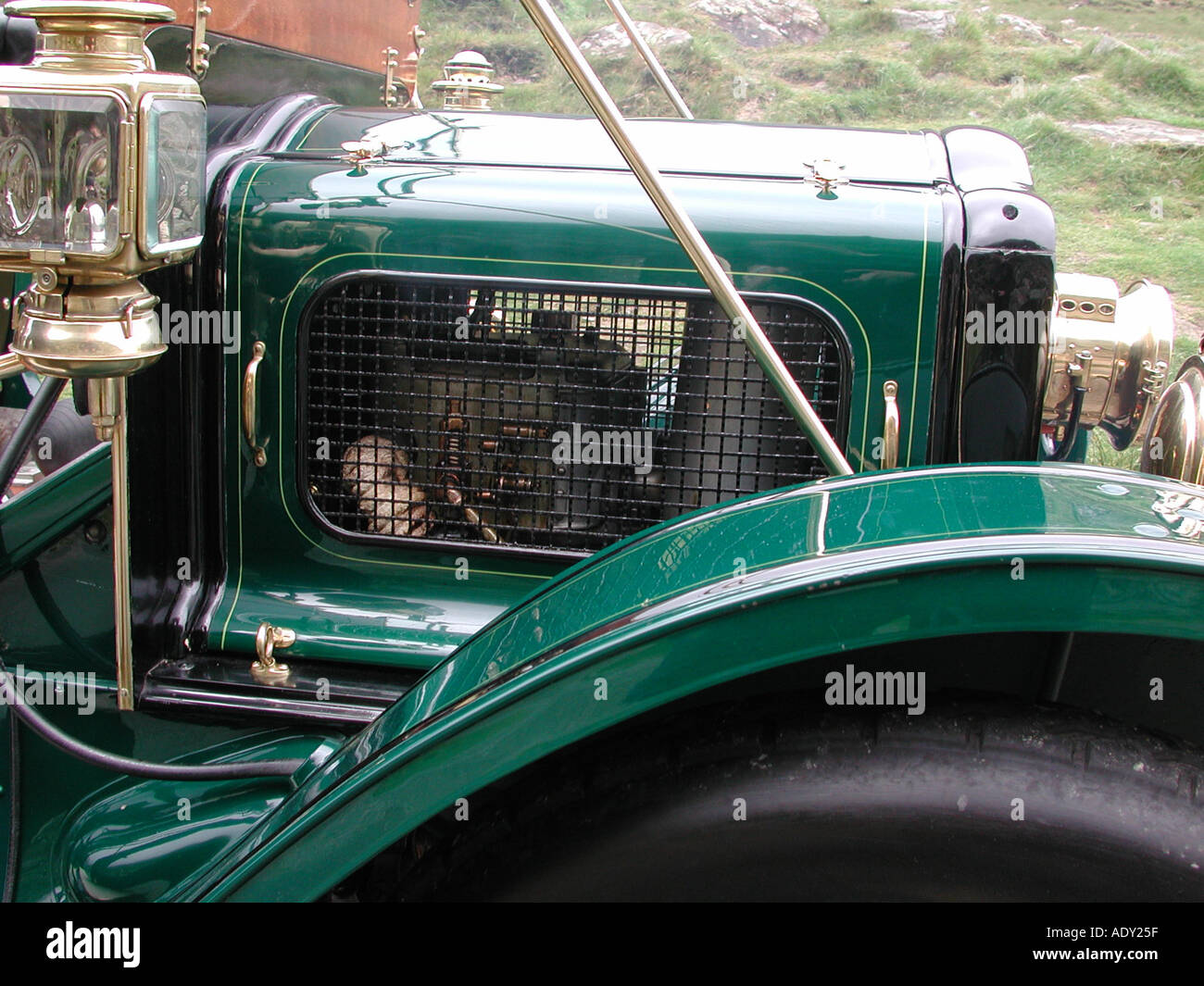 Car radiator steam hi-res stock photography and images - Alamy
