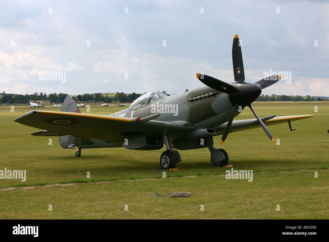 Spitfire weapons hi-res stock photography and images - Alamy