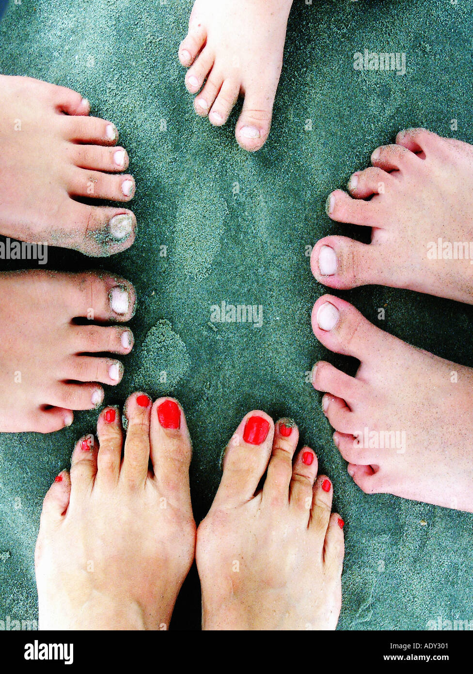 Brothers feet hi-res stock photography and images - Alamy