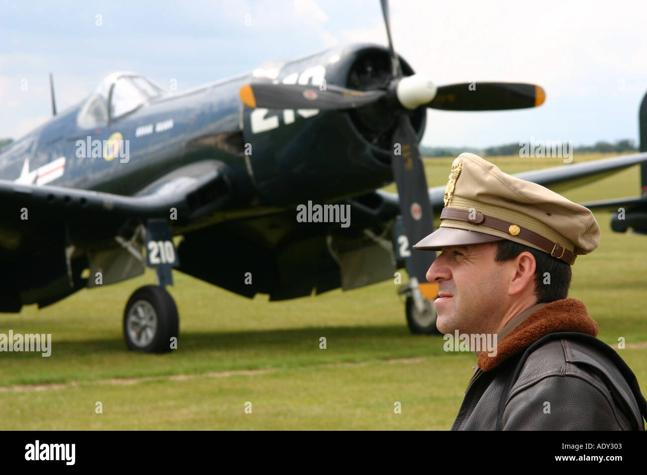 Vaught f4u corsair hi-res stock photography and images - Alamy