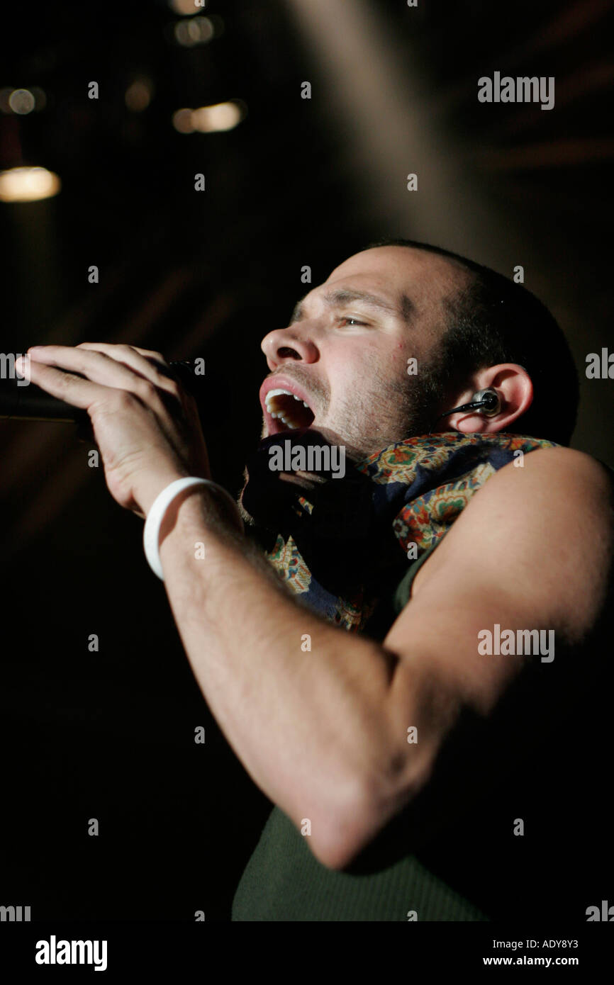 Pop idol will young hi-res stock photography and images - Alamy