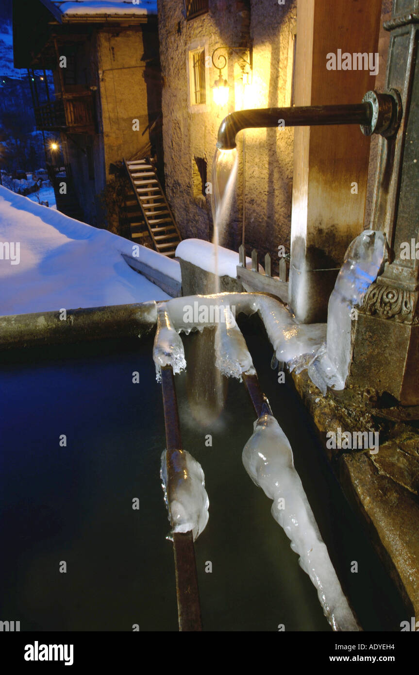 Water pump in french village hi-res stock photography and images - Alamy
