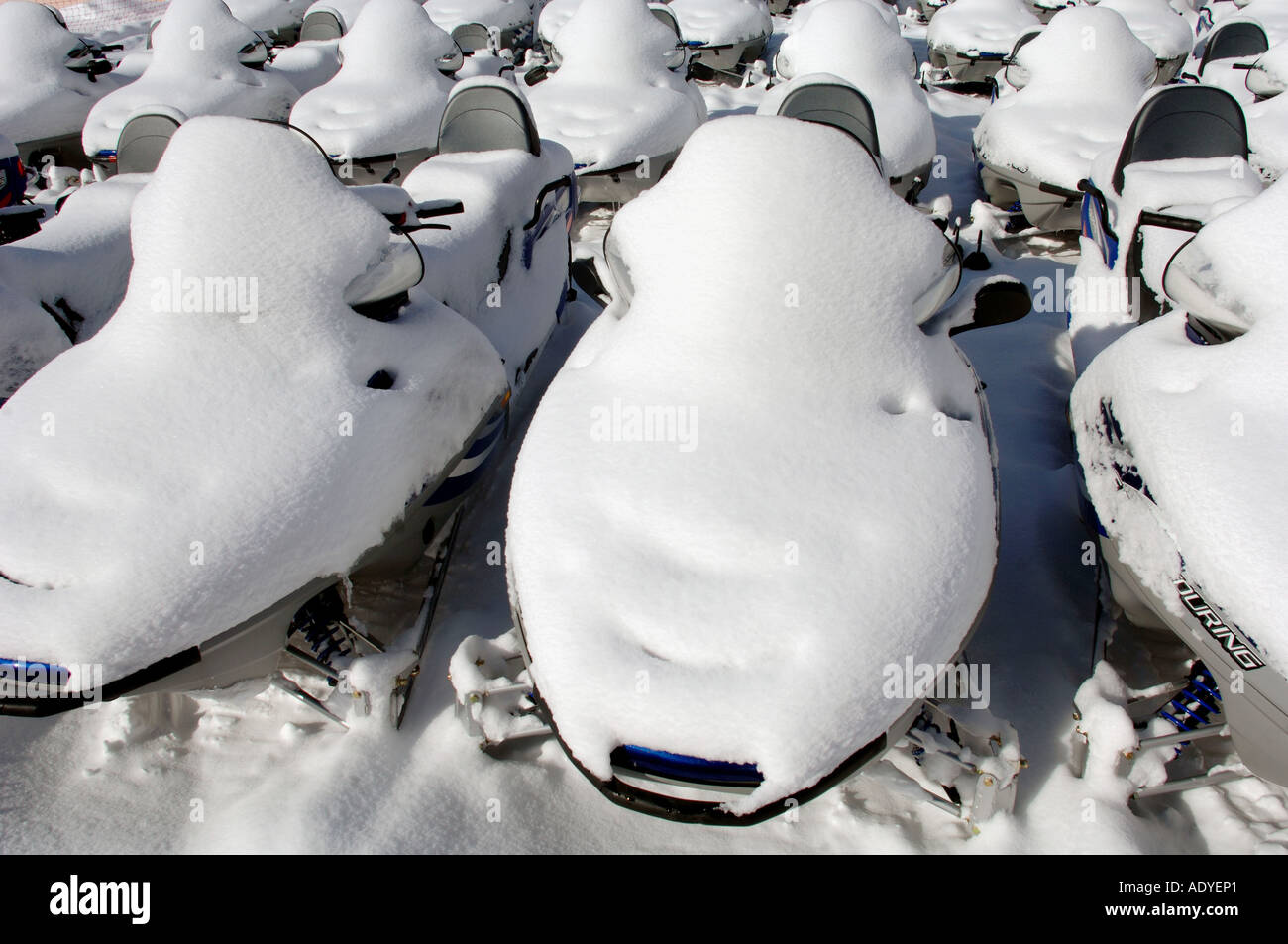 Mobiles and piles hi-res stock photography and images - Alamy