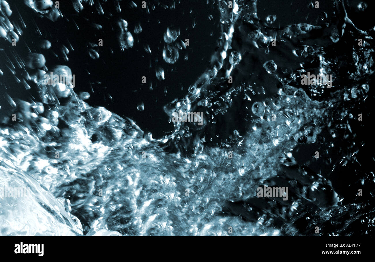 Liquid II water liquid drop droping blue splash wet aqua pour pouring ...