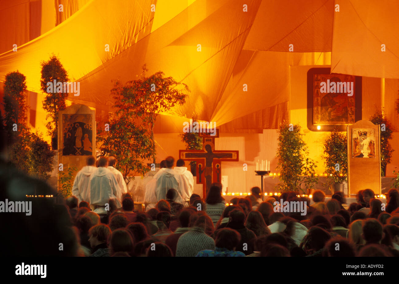 Taize hi-res stock photography and images - Alamy