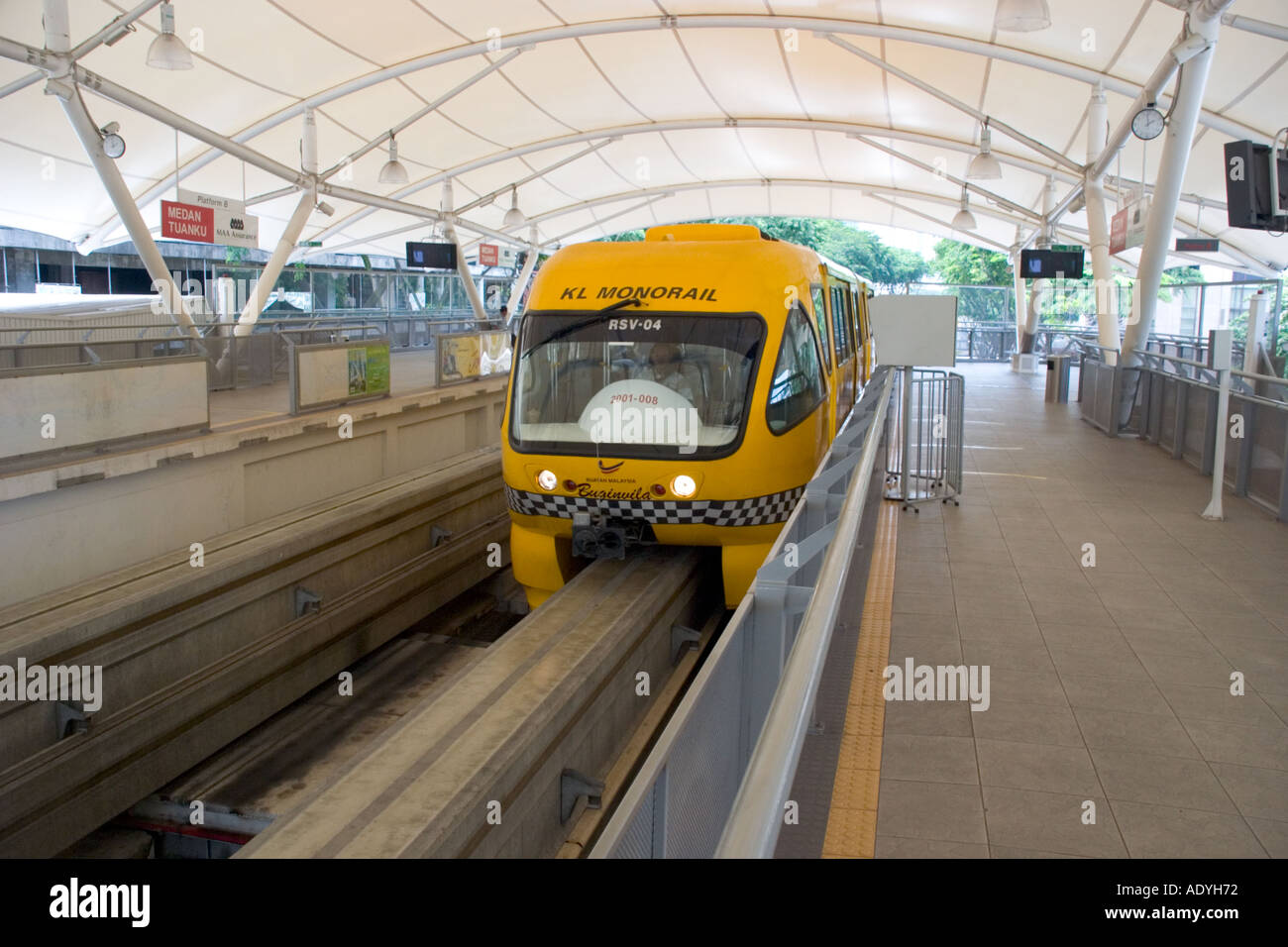 The monorail in Kuala Lumpur Stock Photo - Alamy