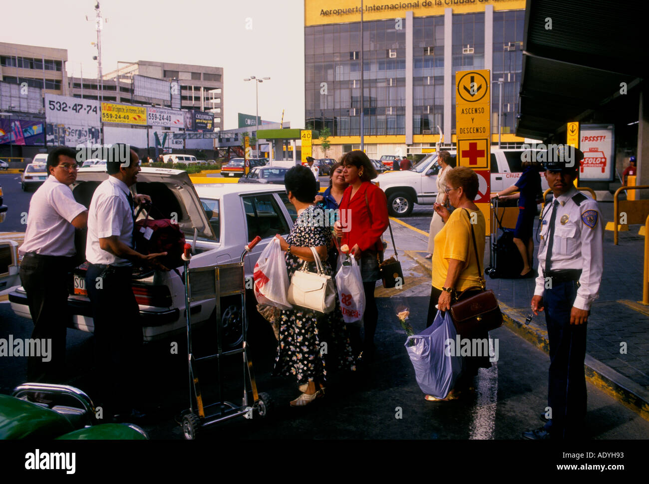 Mexicans, Mexican people, tourists, travelers, traveling, Benito Juarez ...