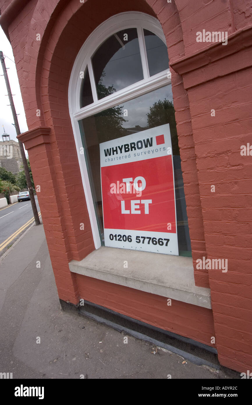Shop To Let sign in Wivenhoe NE Essex GB UK Stock Photo - Alamy