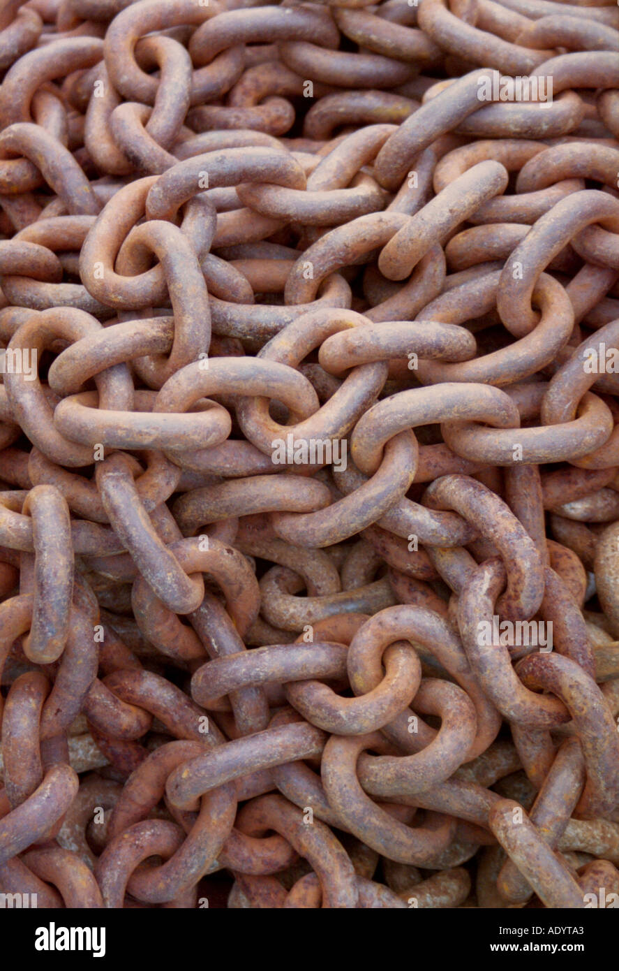 Pile of chains Stock Photo - Alamy