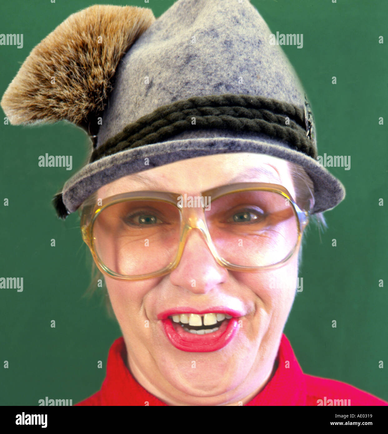 Yodeling hi-res stock photography and images - Alamy