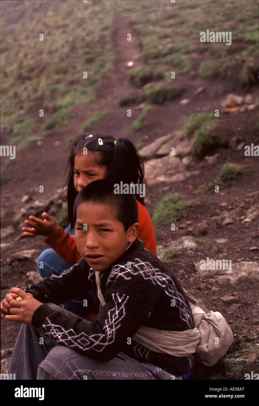 Porter children. Inca Trail, Peru Stock Photo - Alamy