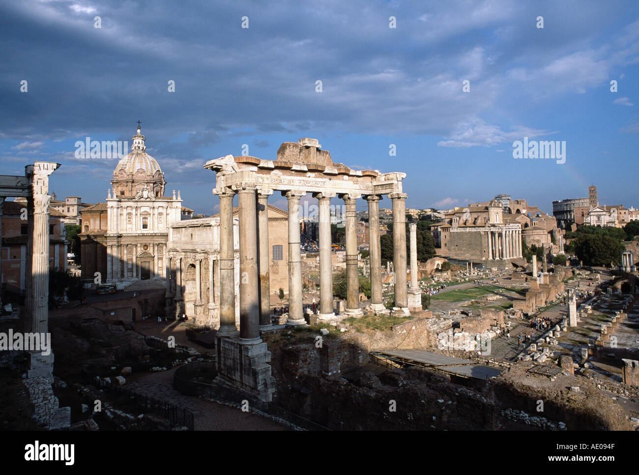 Foro romano italia fori romani foro romano hi-res stock photography and ...