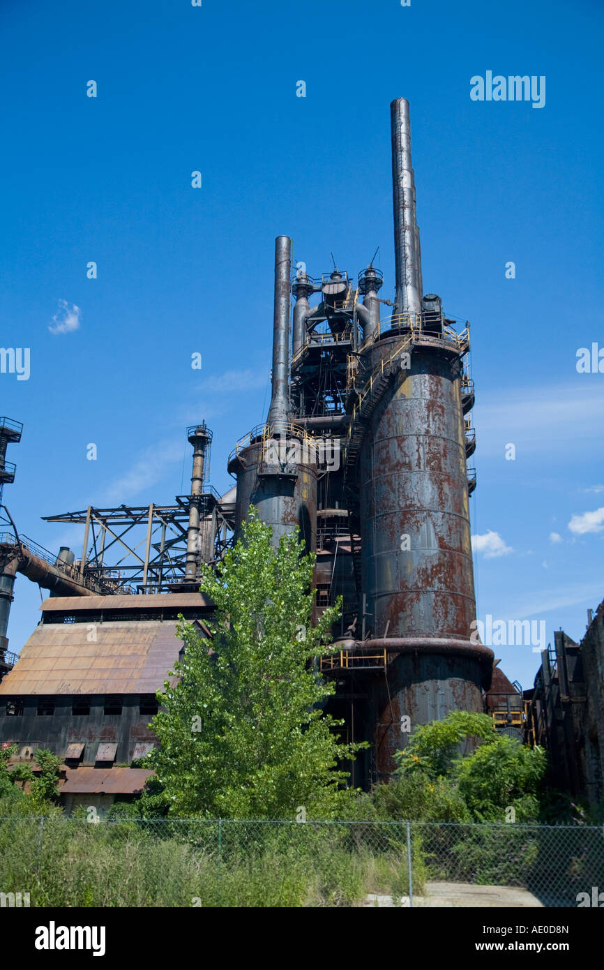 Blast furnace abandoned steel mill hi-res stock photography and images ...