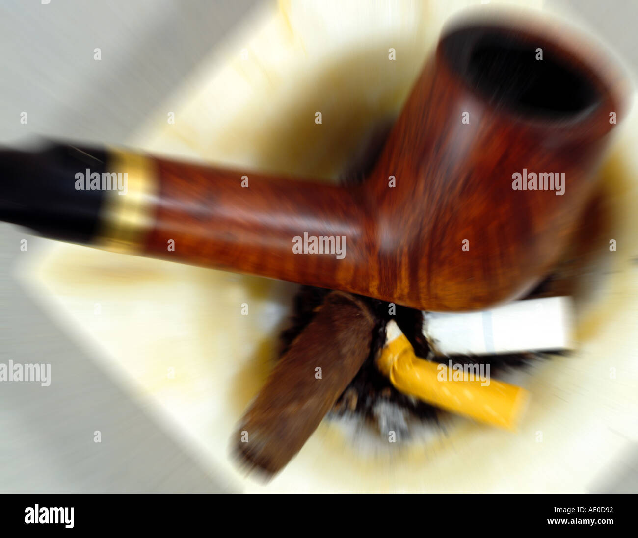 Cigarette pipe hi-res stock photography and images - Alamy