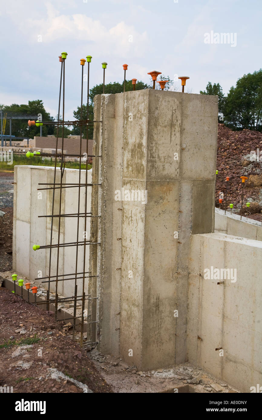Construction Site of a Shopping Mall Stock Photo - Alamy
