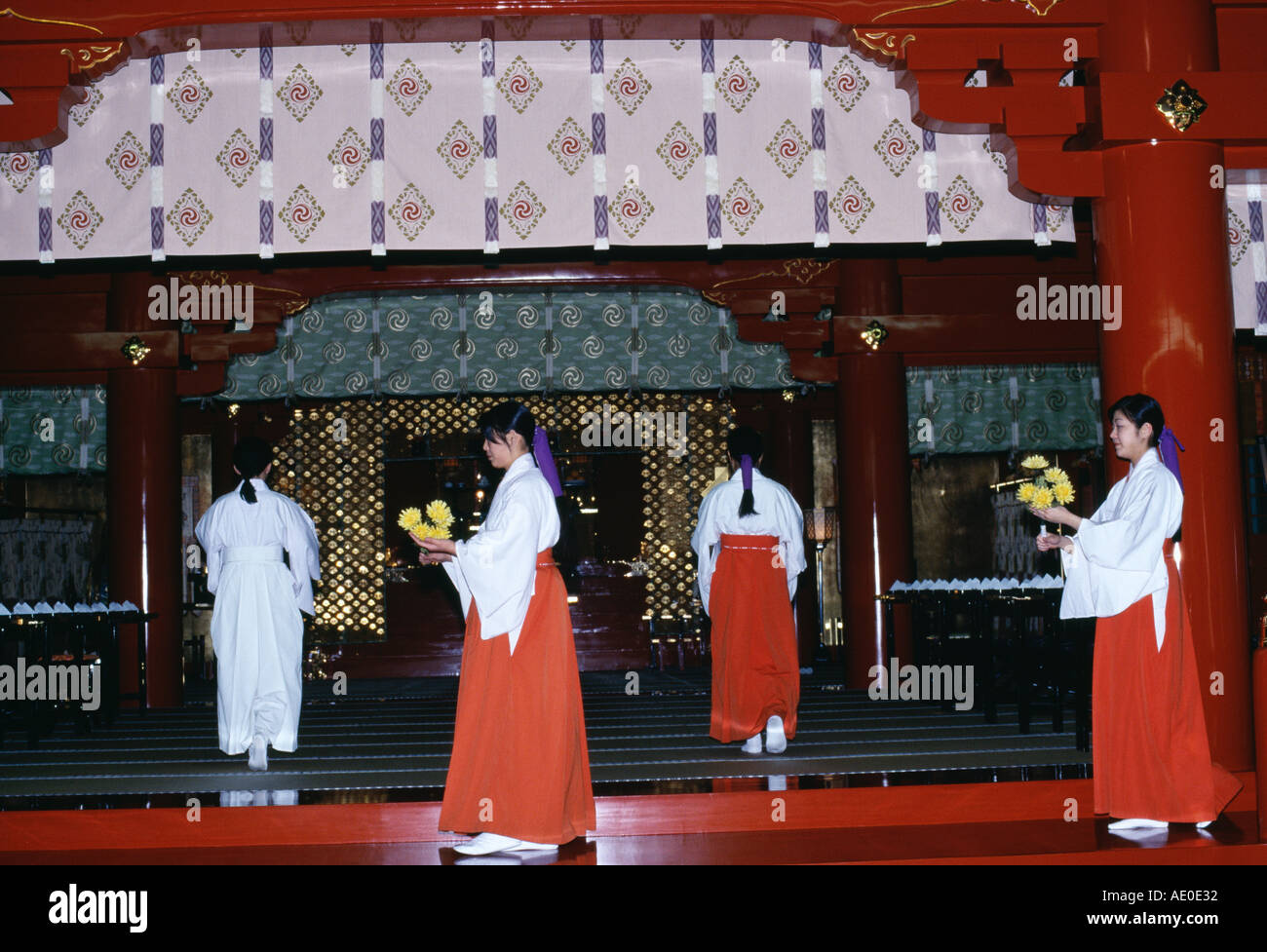 Kanda myojin shrine prayer hi-res stock photography and images - Alamy