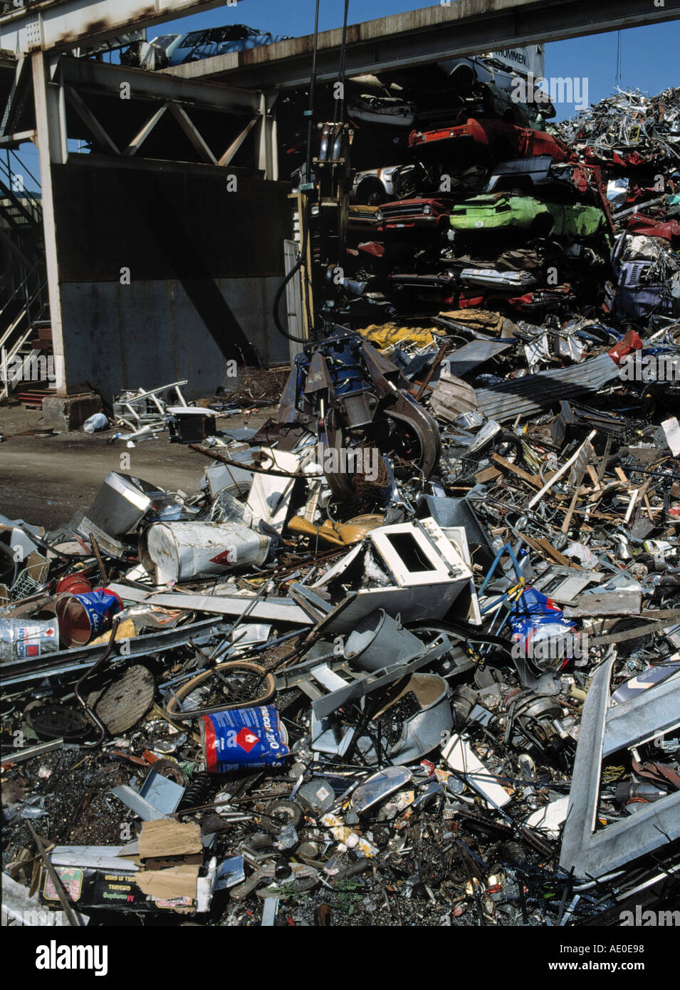 Scrap metal depot hi-res stock photography and images - Alamy