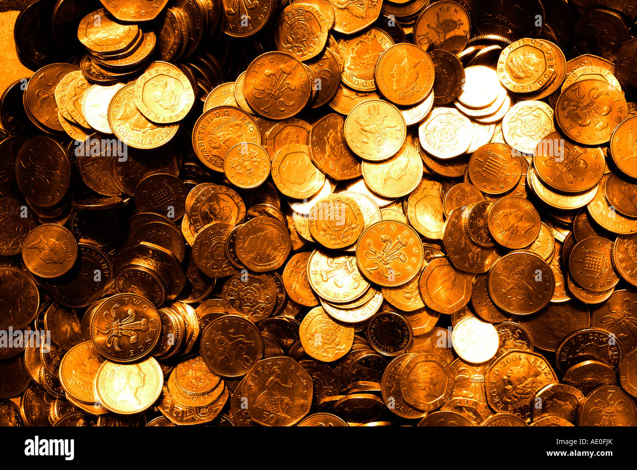 Silver copper coins hi-res stock photography and images - Alamy