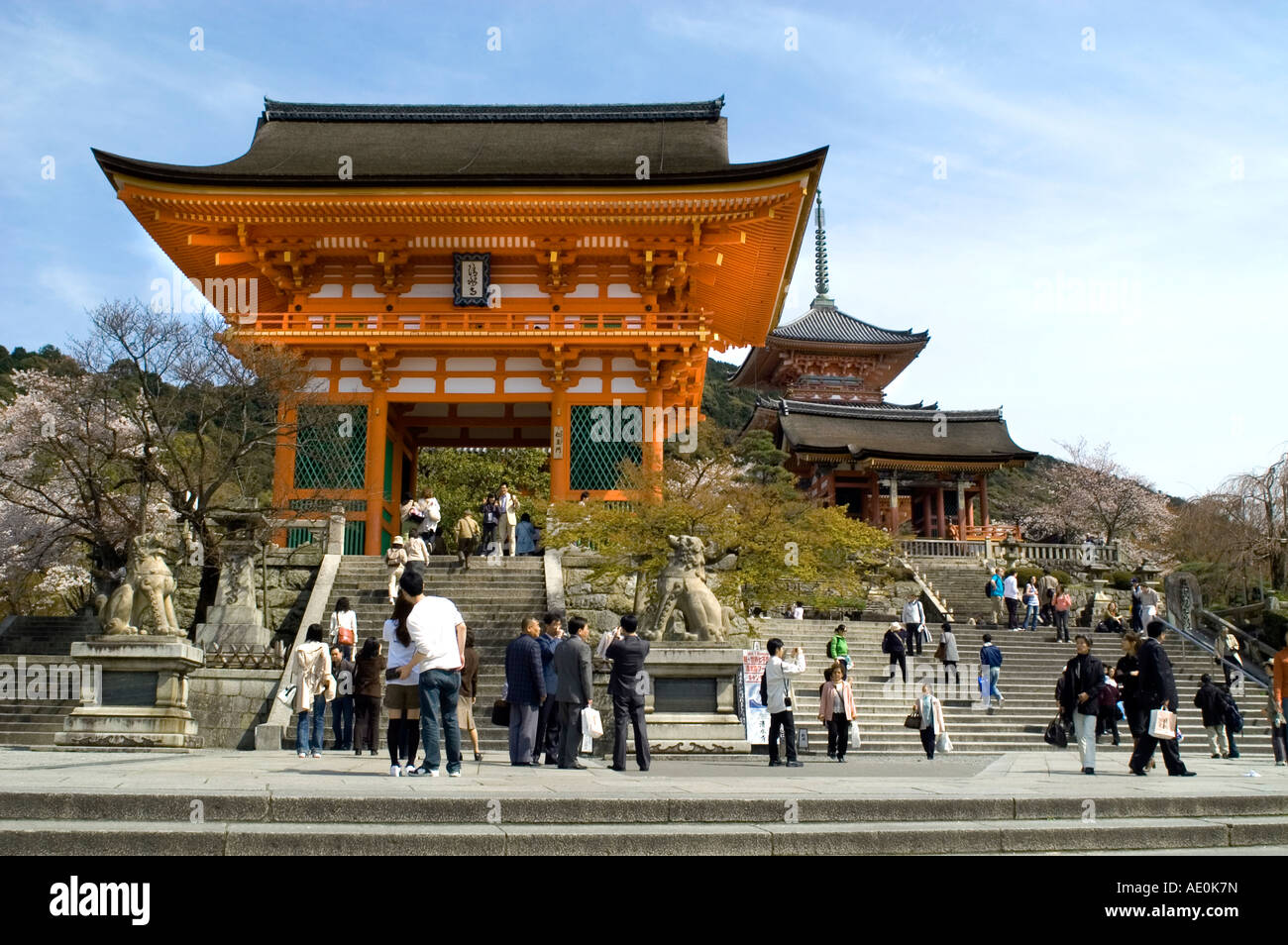 Japanese Japan Honen In Kyoto temple buddha spirit Stock Photo - Alamy