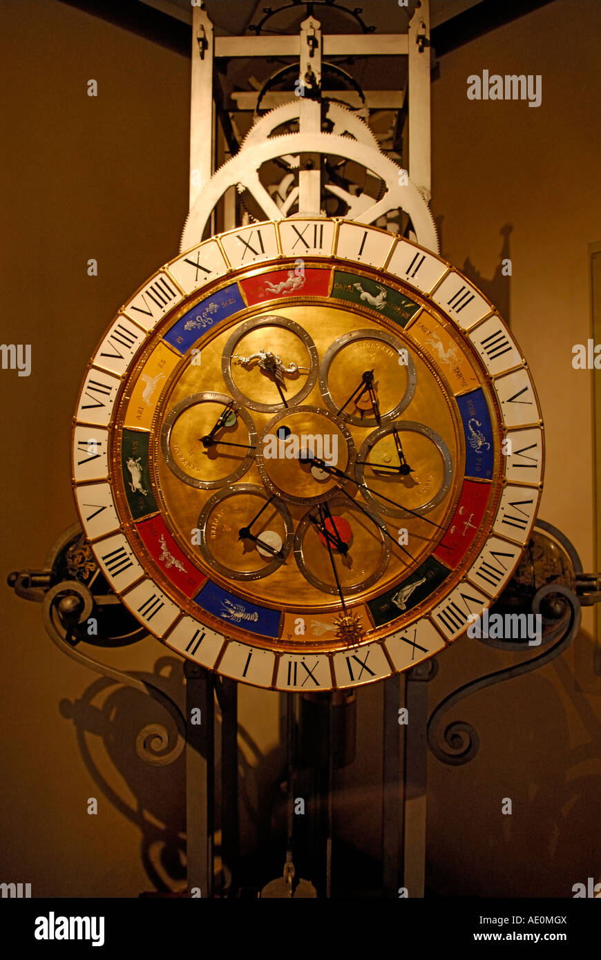 Planetary clock lorenzo della volpaia hi-res stock photography and ...