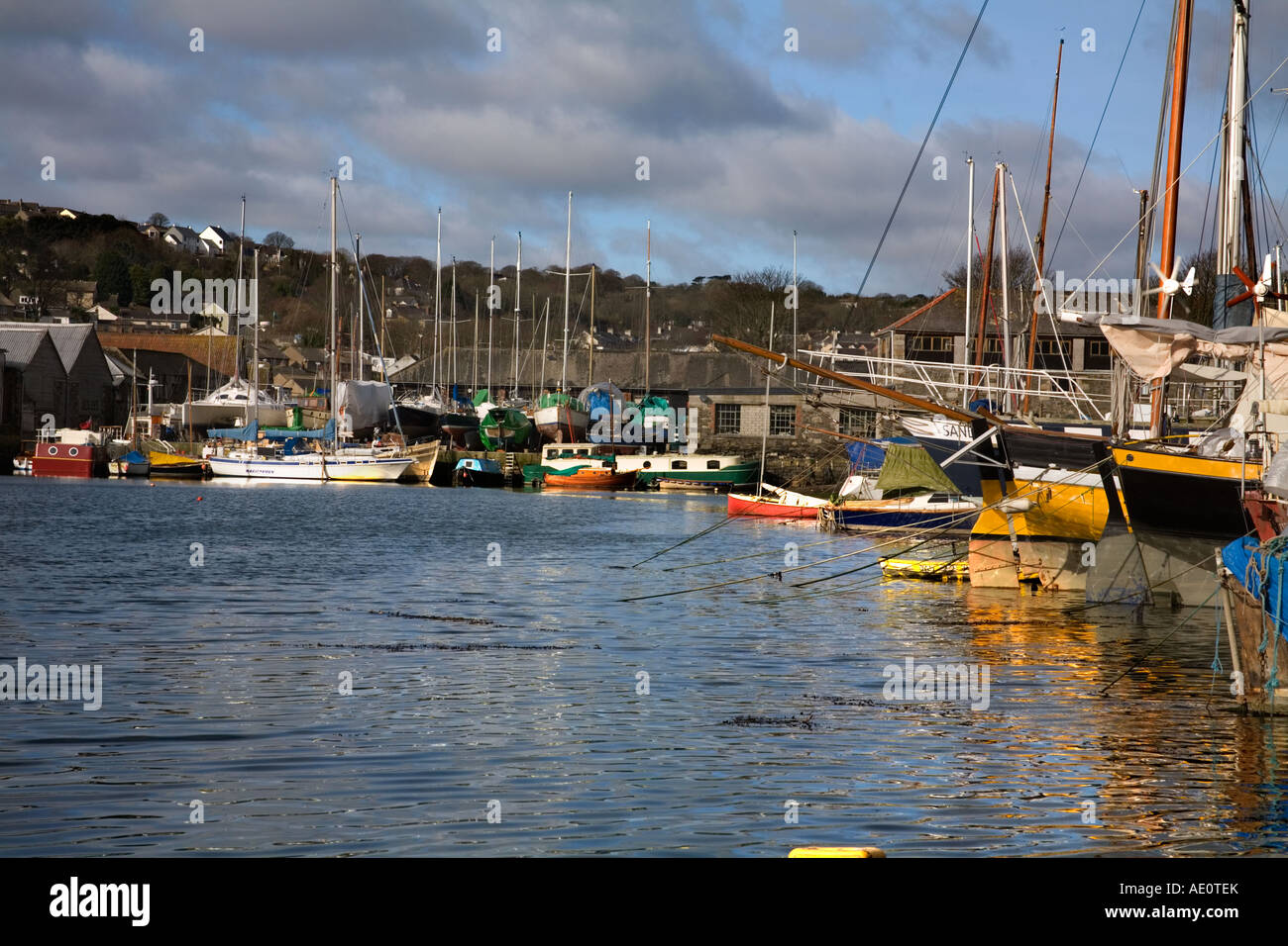 boats moored at penryn cornwall Stock Photo - Alamy